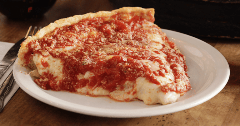 The Best Chicago Classic Bites | Chicago Food Tours